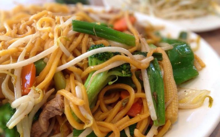 Key Chinese Ingredients and Cooking Methods for Beginners